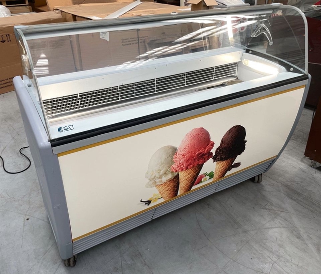 ISA JAMAICA 9 Eisvitrine Eistruhe Eistheke mit Umluft für Bergeis