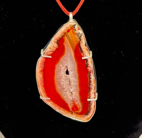 Red agate slice pendant with silver surround | JBG-Jewellery