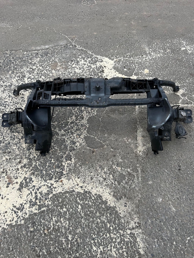 (USED) Ford Transit MK8 Complete Bonnet Slam Catch Panel 2013-2018