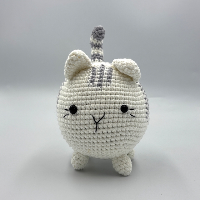 Chat Kawaii à 4 Pattes