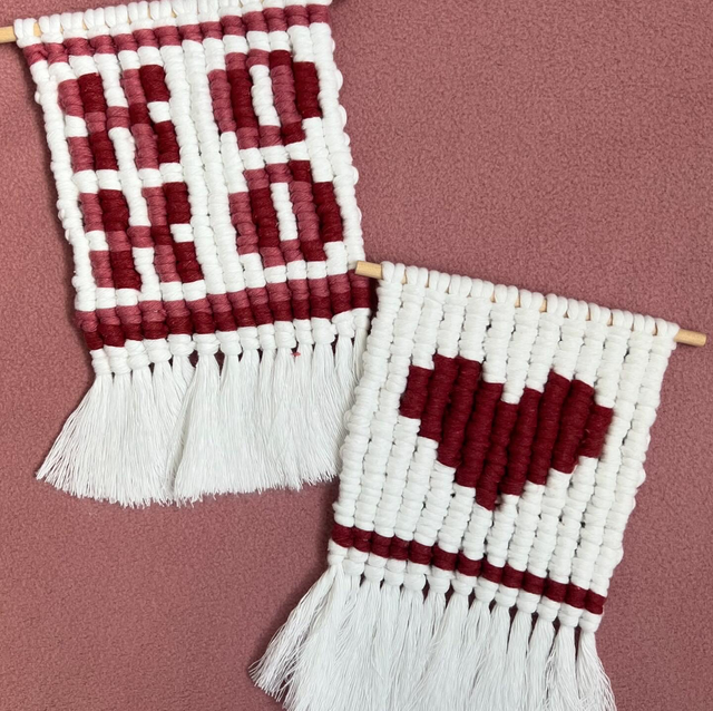 Macramé Pixel Art Love Heart