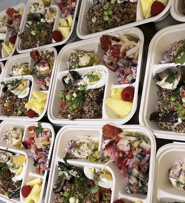 Plateau repas bento-box au saumon