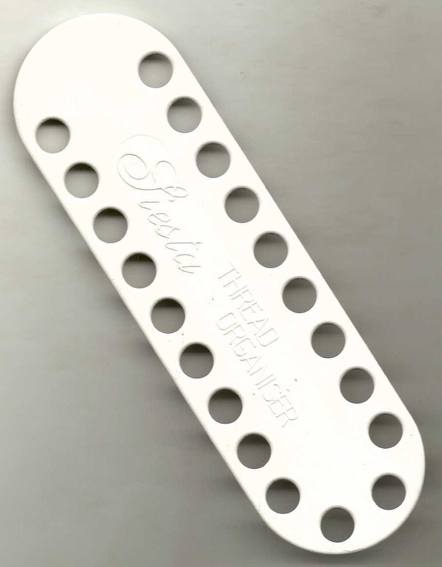 Siesta Frames Plastic Thread Organiser with 20 Holes - Strong and Reusable