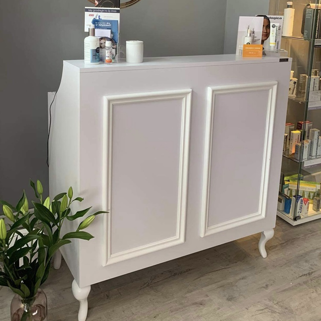 L CLASSIC MOULDED WHITE RECEPTION DESK | Prime machine knives ltd