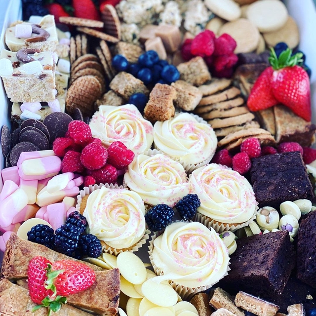 Graze Board Adults - Sweet