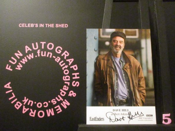Dave Hill (Bert Atkinson) Authentic Autographed EastEnders 6x4 Cast ...