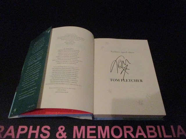 Tom Fletcher 'A Christmasaurus Carol' Authentic Autographed Hardback ...