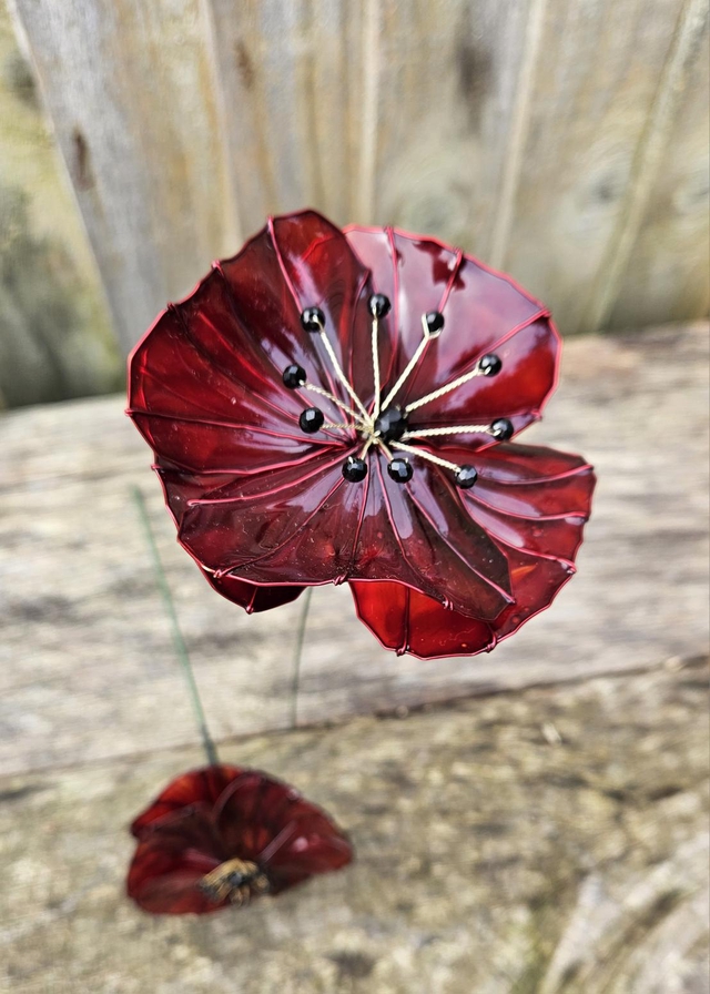 Resin poppy