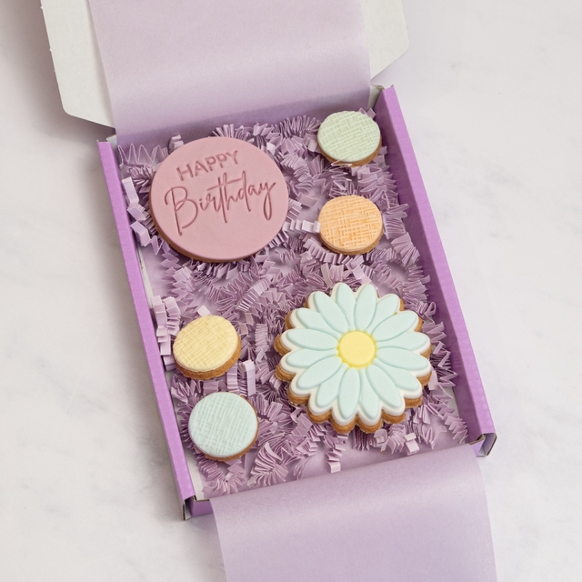 Daisy Box - 11 Different stamped messages available