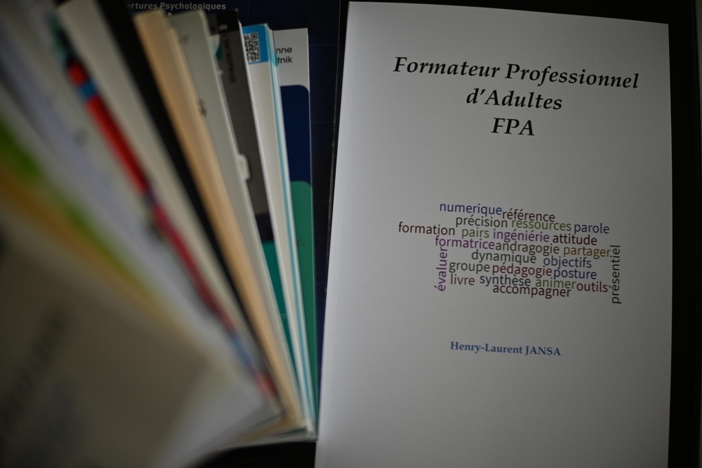 Livre Formateur Professionnel pour Adultes FPA